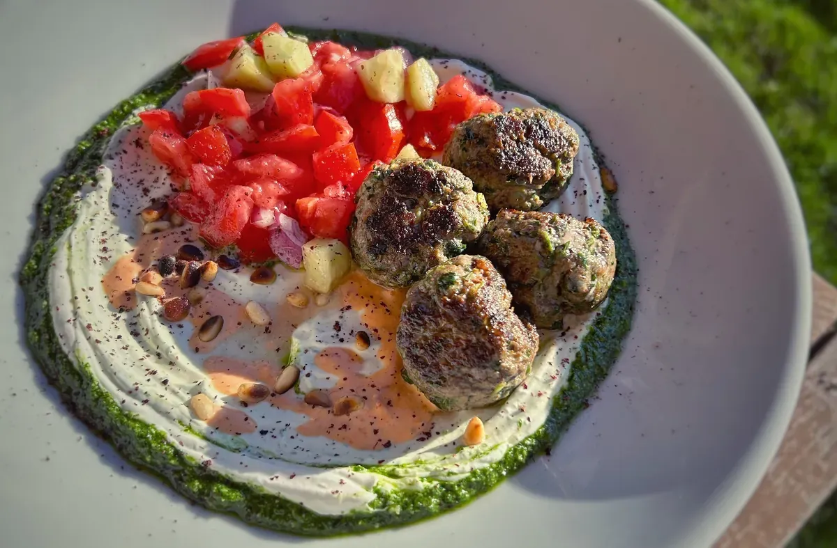 Mediterranean Kofta Bowl - Main Courses - Food nerd rockstar